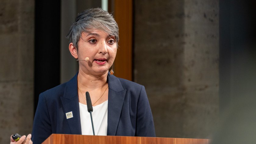 "To figure out how to improve democracy accessible knowledge is key ...